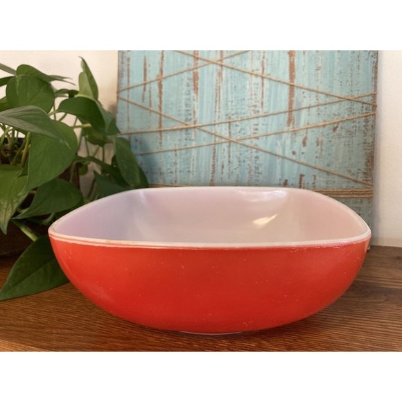 Pyrex | Dining | Vintage Pyrex Bowl Square A6 Bright Red White 2 12 ...